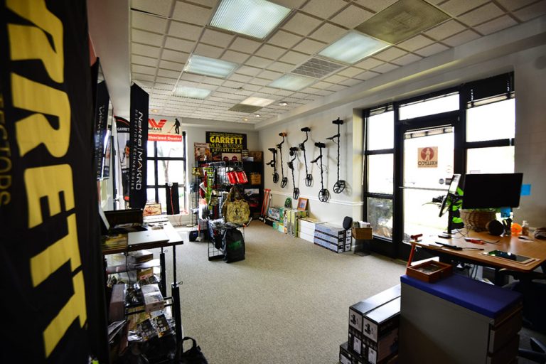 Kellyco Metal Detectors 2025 Review - Pros and Cons of KellyCo